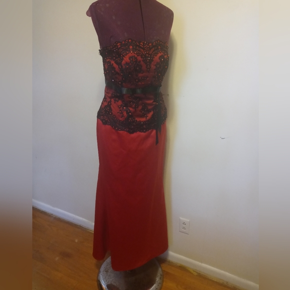 Alexis Designs | Dresses | Alexis Designs Style 288 Red And Black ...
